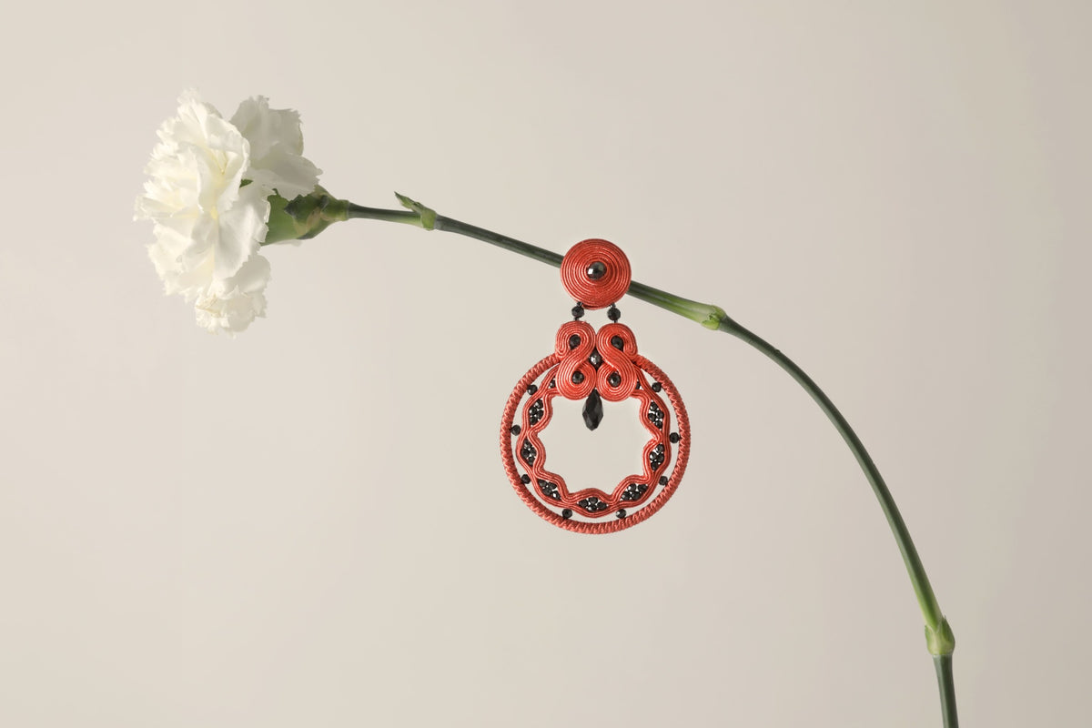 Pendientes Caldero & Azabache – Musula Jewels – Joyas de alta costura